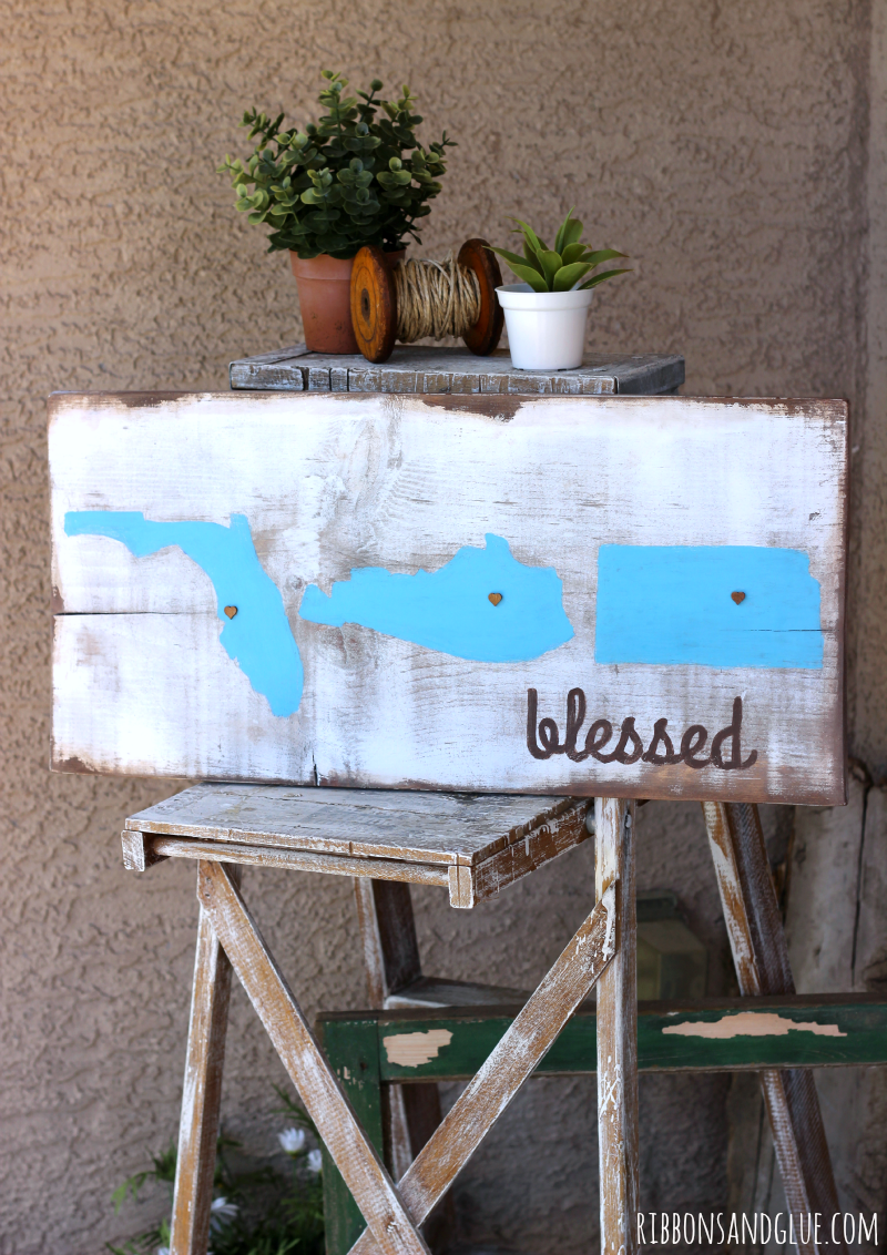 How to make a Rustic Wood Painted State Sign
